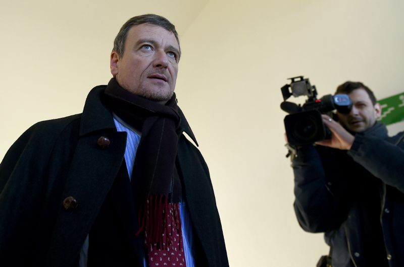 Rath je stíhán kvůli politickým postojům, tvrdí jeho advokáti | Týden.cz