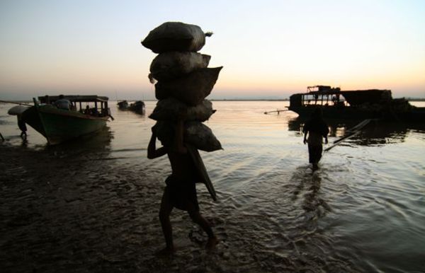 Barma: Megawatty pro Čínu z kolébky Iravadi | Týden.cz